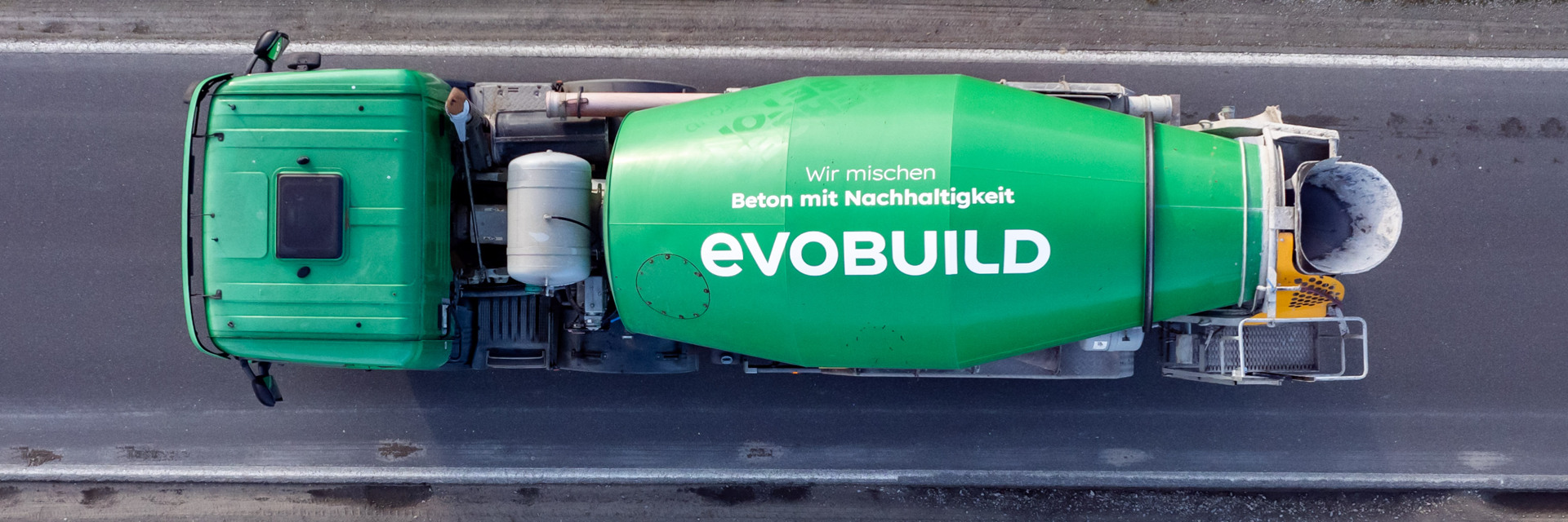 Sommerhilsen uten utslipp | Heidelberg Materials Sement Norge